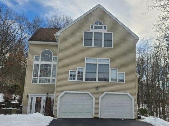 house with 3 bedroom, Methuen MA DLS101750863