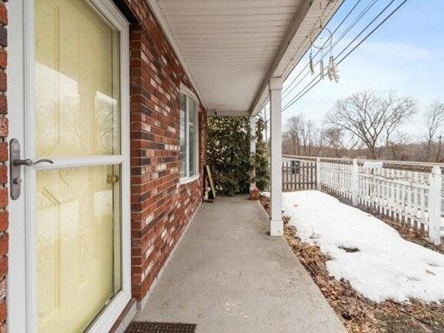 house with 3 bedroom, Methuen MA DLS102372685