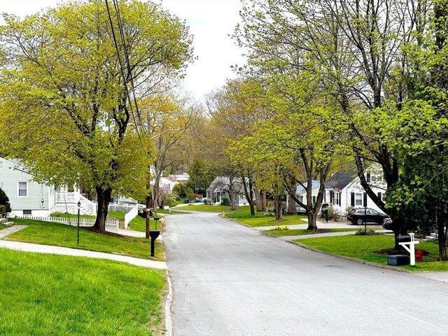 house with 3 bedroom, Methuen MA DLS102922565
