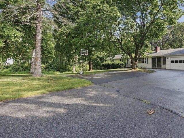 house with 3 bedroom, Methuen MA DS104115484