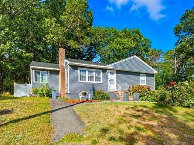 house with 3 bedroom, Methuen MA DS103160336