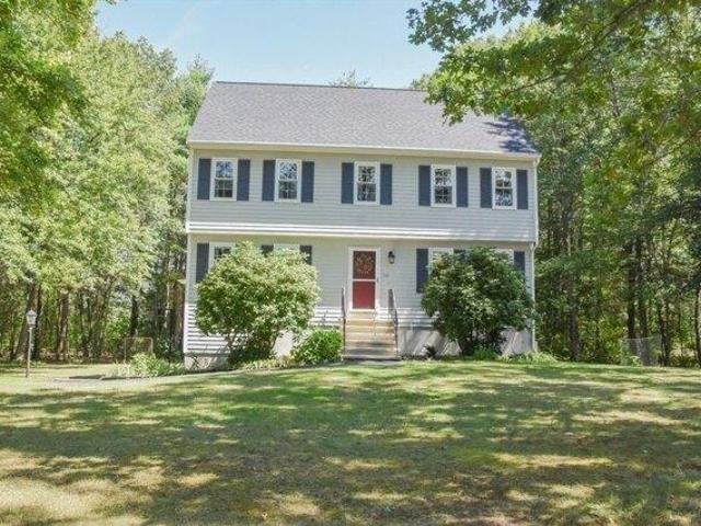 house with 3 bedroom, Methuen MA DS103622149