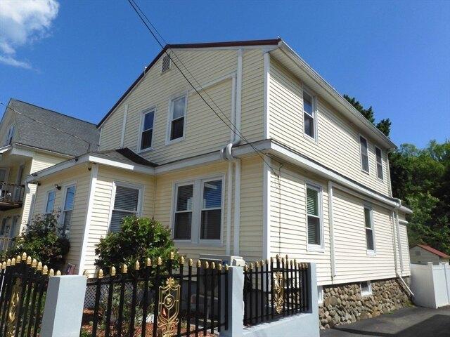 house with 3 bedroom, Methuen MA DS103809750