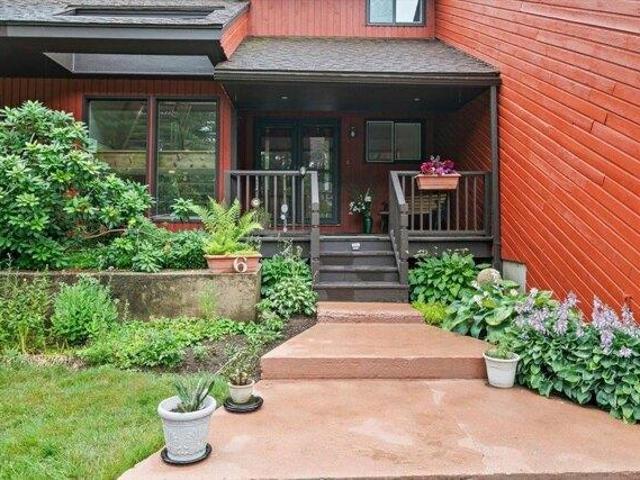 house with 3 bedroom, Methuen MA ES104835886