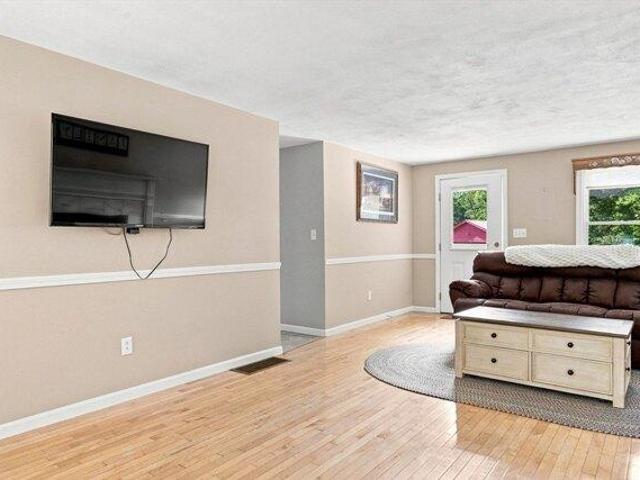 house with 3 bedroom, Methuen MA ES105081291