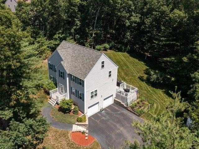 house with 3 bedroom, Methuen MA ES105082797