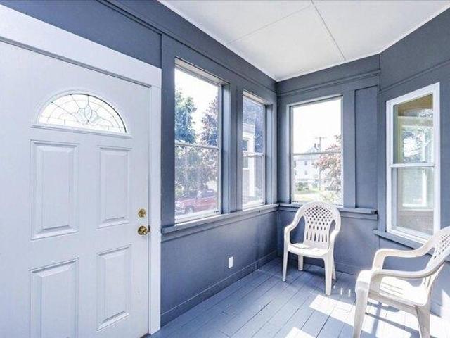 house with 3 bedroom, Methuen MA ES105096280