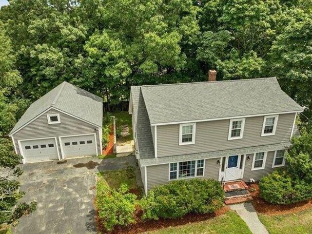 house with 3 bedroom, Methuen MA ES105114825