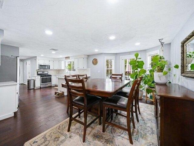 house with 3 bedroom, Methuen MA ES105159852