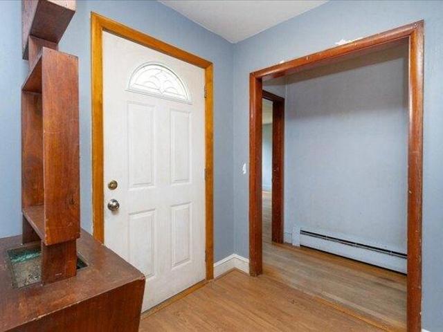 house with 3 bedroom, Methuen MA ES105232989