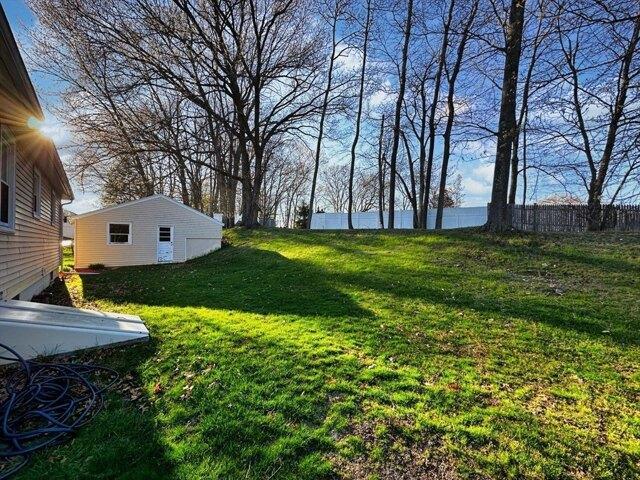 house with 3 bedroom, Methuen MA ES102922565