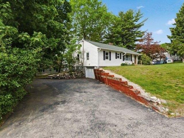 house with 3 bedroom, Methuen MA ES103188961