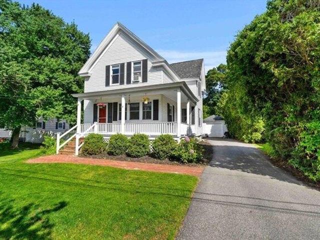 house with 3 bedroom, Methuen MA ES103224275