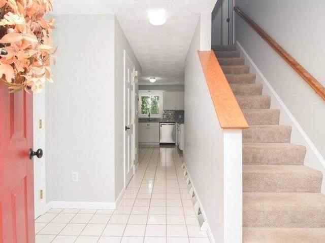 house with 3 bedroom, Methuen MA ES103622149