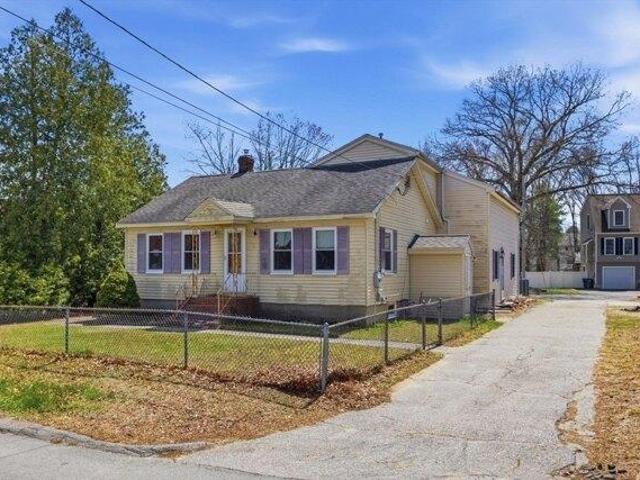 house with 3 bedroom, Methuen MA ES103666580