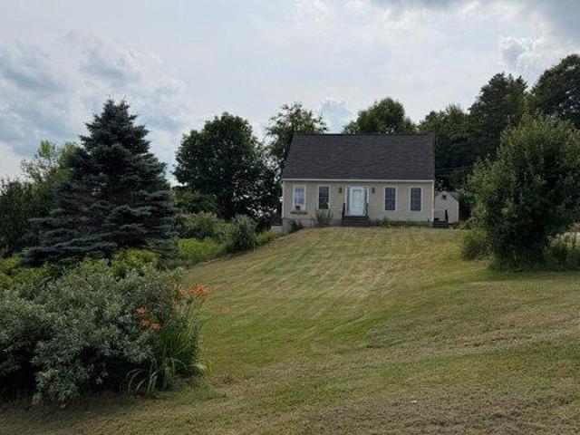house with 3 bedroom, Minot ME DS104193049