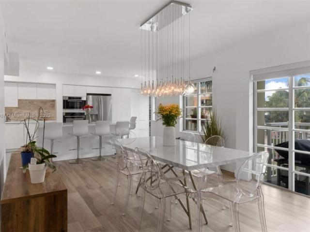 house with 3 bedroom, Miami Beach FL FL DS102658883