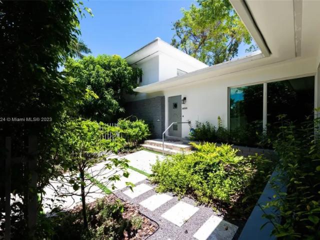 house with 3 bedroom, Miami Beach FL FL DS102795056