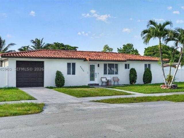 house with 3 bedroom, Miami FL ES104898580