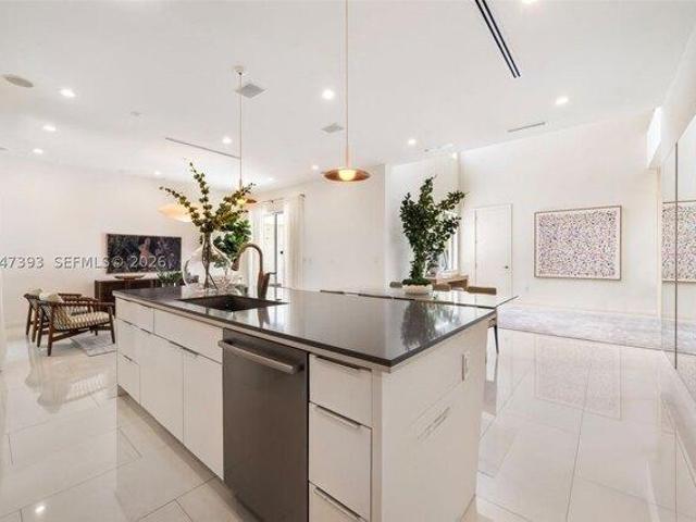 house with 3 bedroom, Miami FL ES104899760