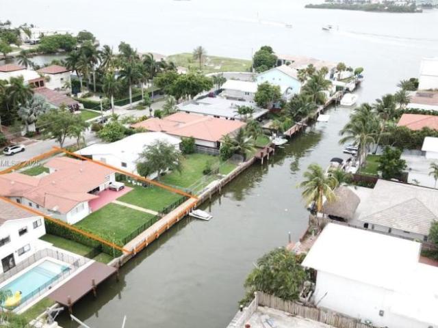house with 3 bedroom, Miami FL FL DS102395523