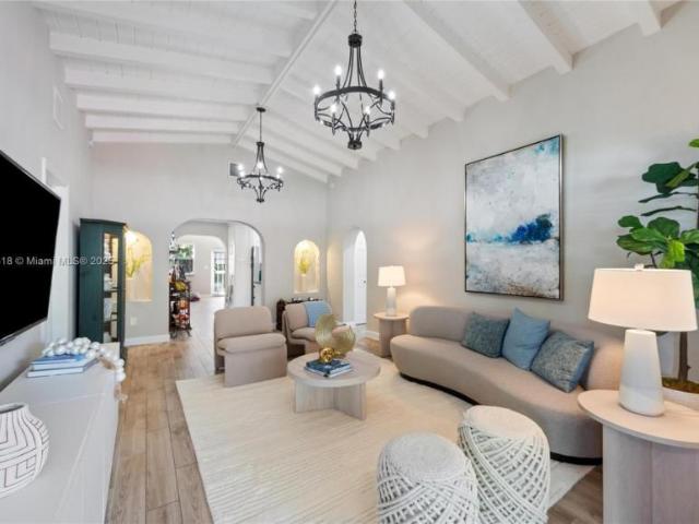house with 3 bedroom, Miami Fl FL DS102395907