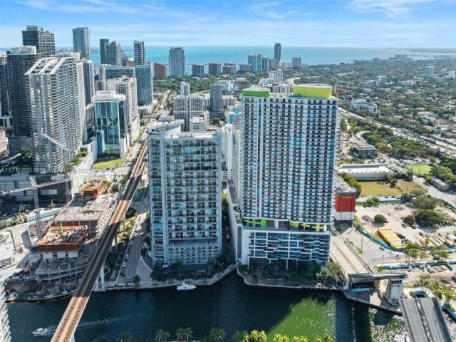 house with 3 bedroom, Miami Fl FL DS102397422