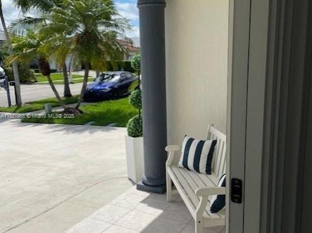 house with 3 bedroom, Miami FL FL DS102397558