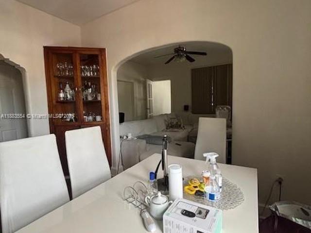 house with 3 bedroom, Miami Fl FL DS102398285