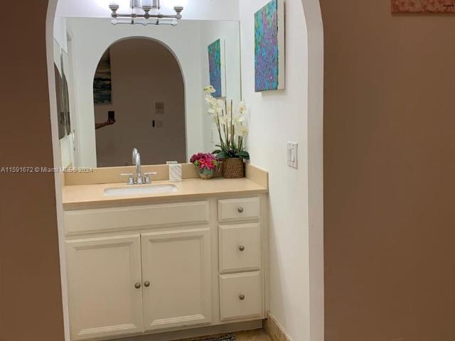 house with 3 bedroom, Miami FL FL DS102588699