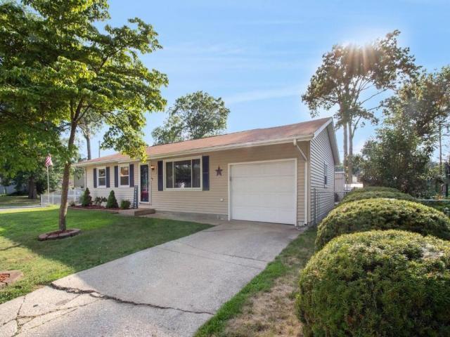 house with 3 bedroom, Michigan City IN ES88248146