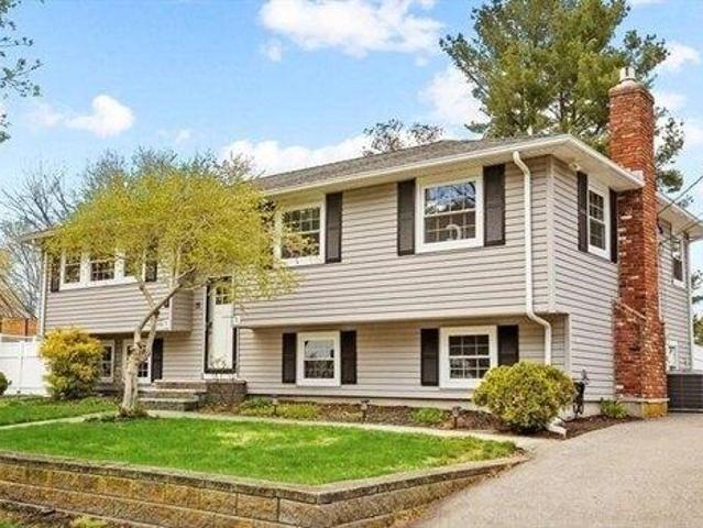 house with 3 bedroom, Middleton MA ES103220005
