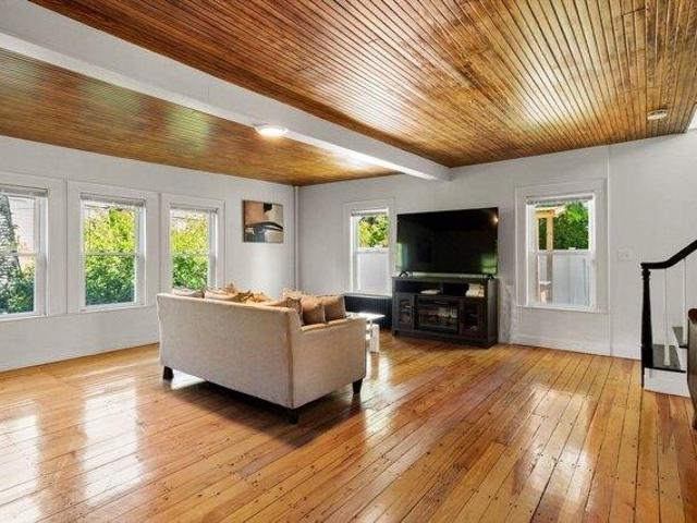 house with 3 bedroom, Middleton MA ES104833247
