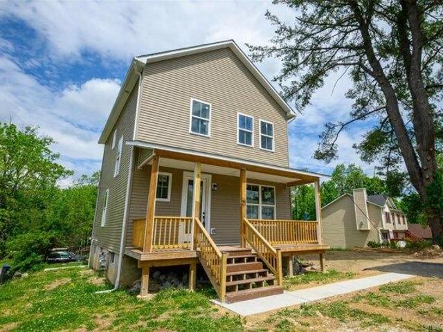 house with 3 bedroom, Middletown NY ES105190055