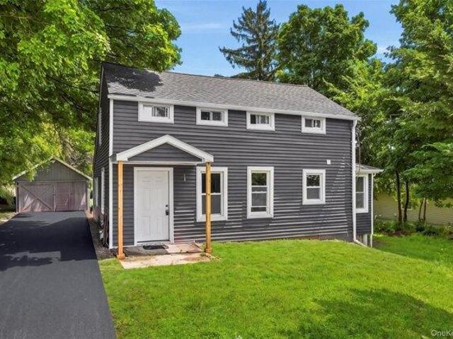 house with 3 bedroom, Middletown NY ES105204113