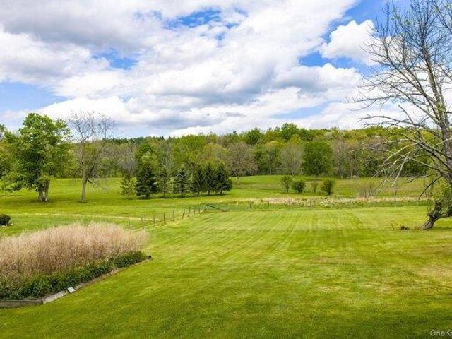 house with 3 bedroom, Middletown NY ES105205280