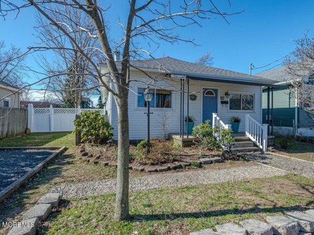 house with 3 bedroom, Middletown NJ DLS101658150