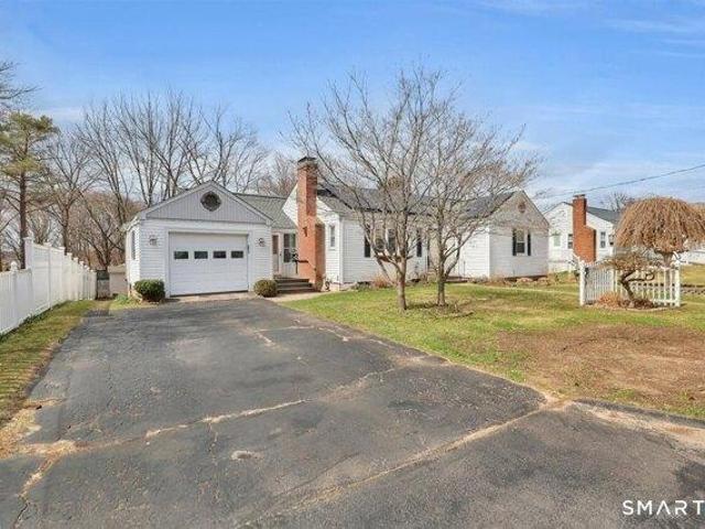 house with 3 bedroom, Middletown CT DLS102528918