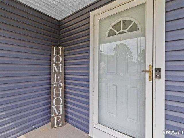 house with 3 bedroom, Middletown CT DS104299137