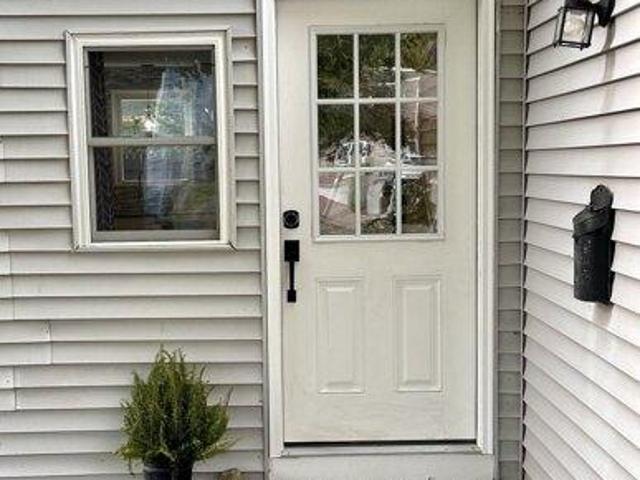 house with 3 bedroom, Middletown CT DS102442579