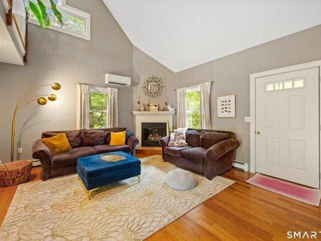 house with 3 bedroom, Middletown CT ES104352660