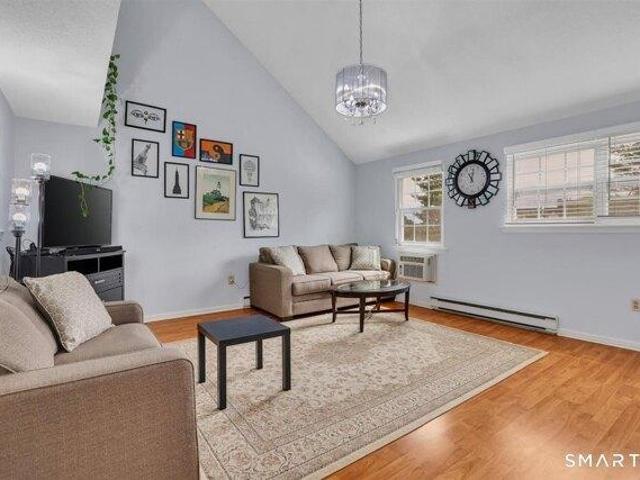 house with 3 bedroom, Middletown CT ES104478851