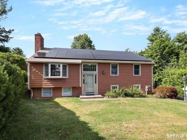 house with 3 bedroom, Middletown CT ES104759511
