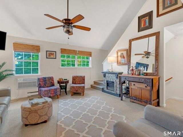 house with 3 bedroom, Middletown CT ES105114295
