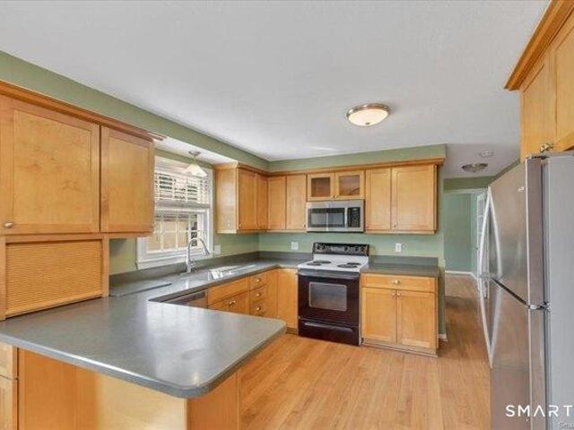 house with 3 bedroom, Middletown CT ES105114293