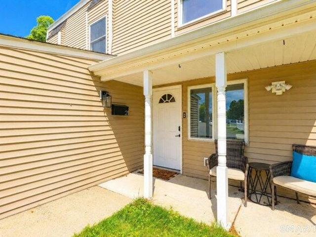 house with 3 bedroom, Middletown CT ES105232626