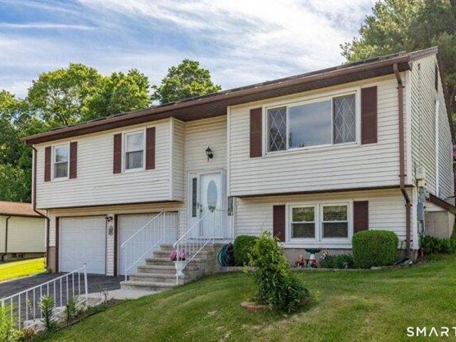 house with 3 bedroom, Middletown CT ES103125190