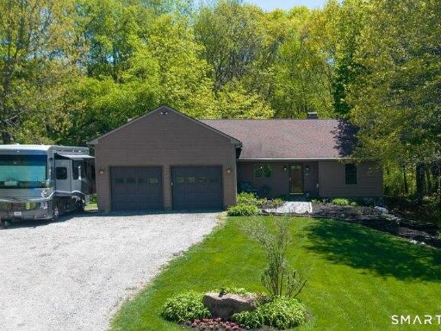 house with 3 bedroom, Middletown CT ES103161474