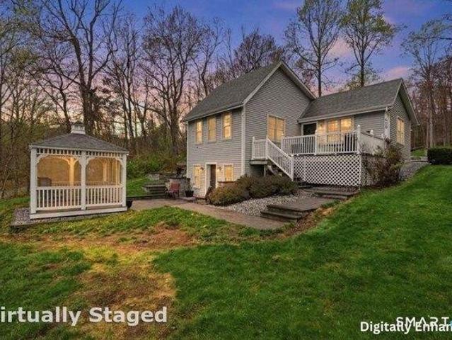 house with 3 bedroom, Middletown CT ES103929265
