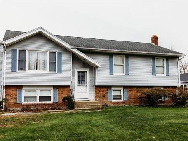 house with 3 bedroom, Middletown RI DLS102371267